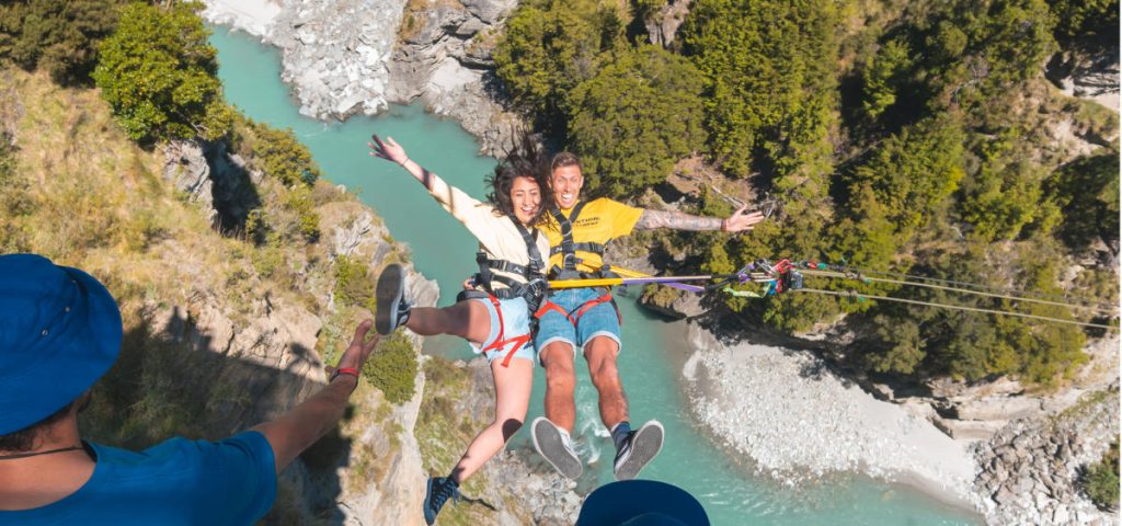Shotover Canyon Swing | Queenstown isite